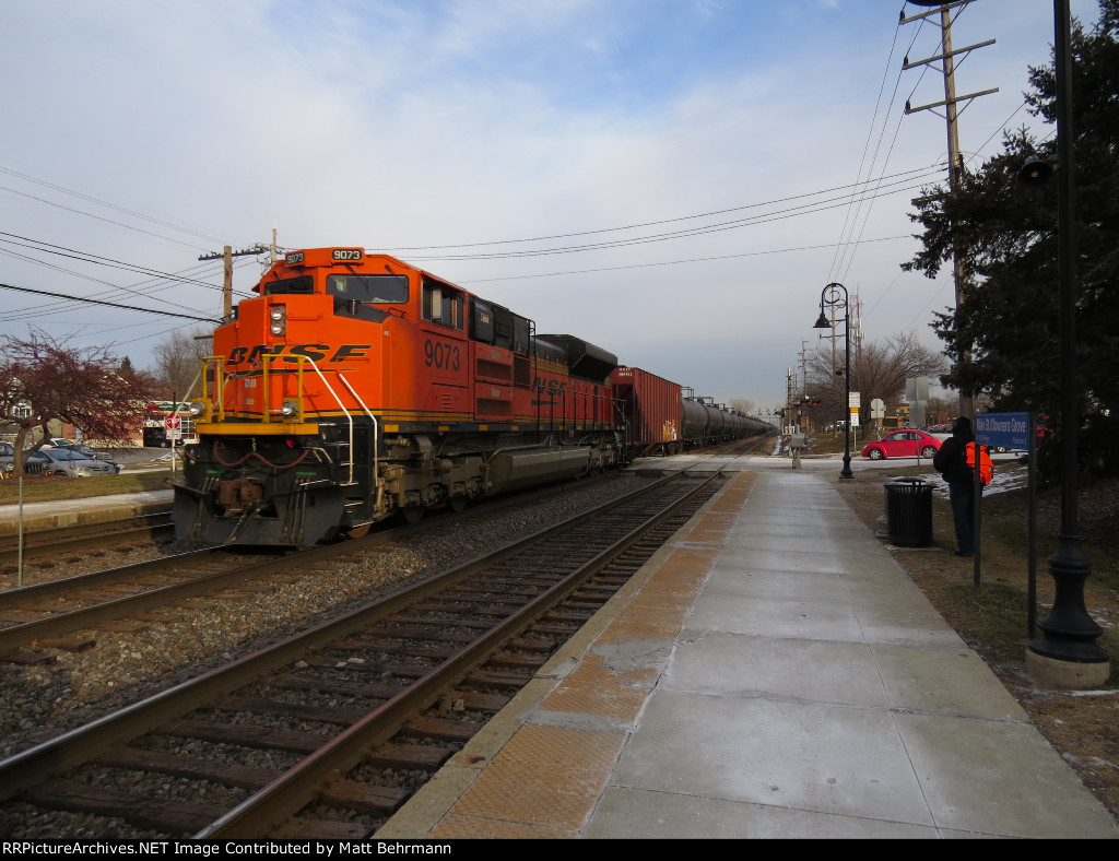 BNSF 9073